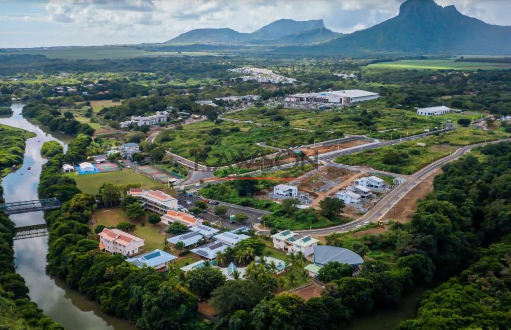 Residential land - Buy in Tamarin - 12,700,000 rupees | Lexpress Property