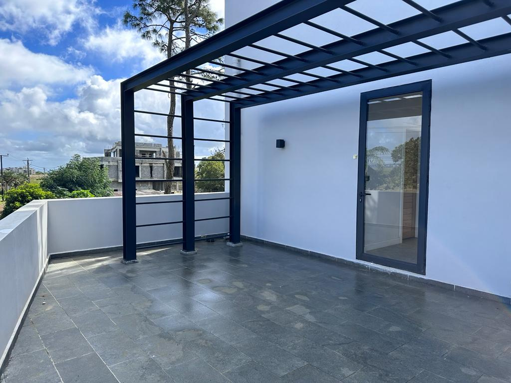 Office - For Rent in Moka - 38,000 rupees | Lexpress Property