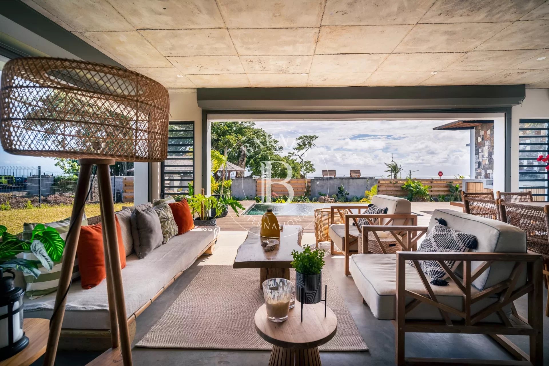 House / Villa - Buy in Mont Piton - 38,000,000 rupees | Lexpress Property