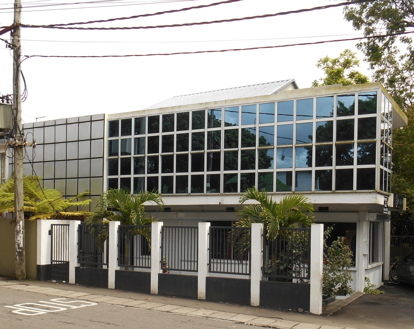 Commercial building - Buy in Vacoas - 9,000,000 rupees | Lexpress Property
