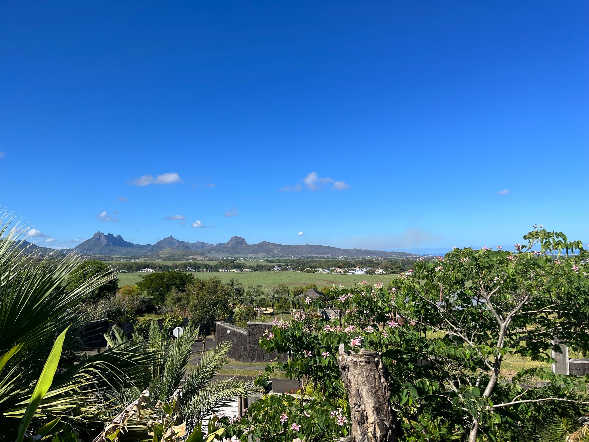 House / Villa - For Rent in Mont Piton - Price N/D | Lexpress Property