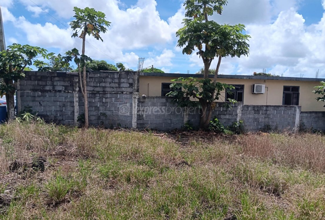 Residential land - Buy in Lallmatie - 1,590,000 rupees | Lexpress Property