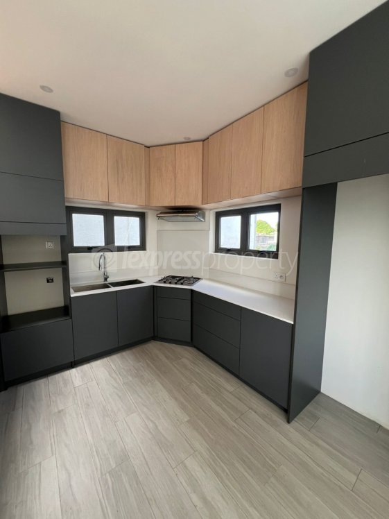 House / Villa - Buy in Petit Raffray - 15,900,000 rupees | Lexpress ...