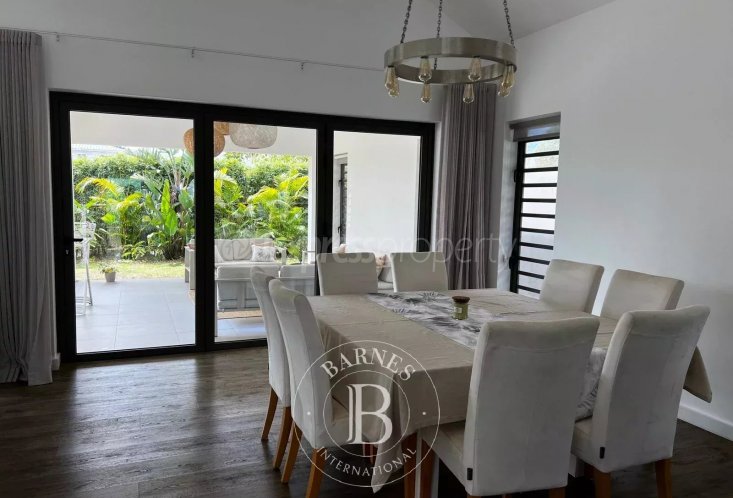 Apartment - For Rent in Moka - 135,000 rupees | Lexpress Property