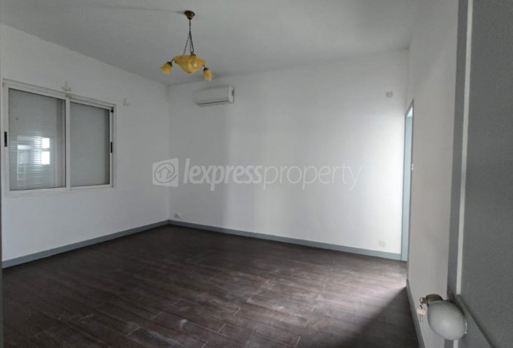 House / Villa - Buy in Flic en Flac - 14,000,000 rupees | Lexpress Property