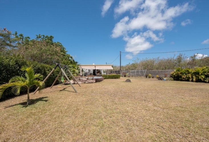 House / Villa - Buy in Mont Mascal - 23,900,000 rupees | Lexpress Property