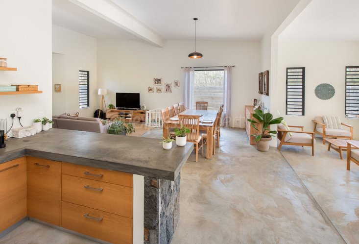 House / Villa - Buy in Mont Mascal - 23,900,000 rupees | Lexpress Property