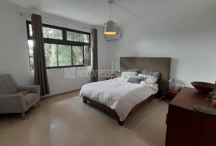House / Villa - Buy in Quatre Bornes - 28,000,000 rupees | Lexpress ...
