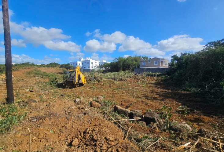 Residential land - Buy in Péreybère - 58,100,000 rupees | Lexpress Property