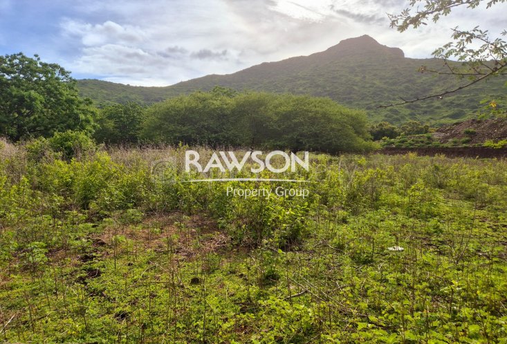 Residential land - Buy in Tamarin - 12,000,000 rupees | Lexpress Property