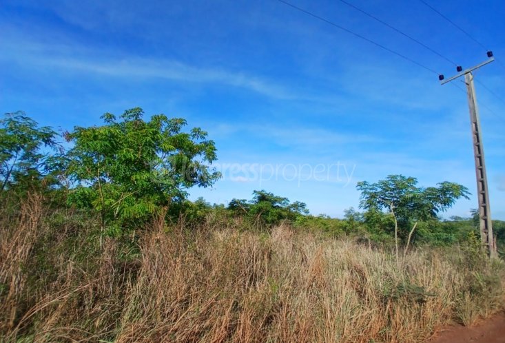 Terrain résidentiel - Achat / Vente à Arsenal - 140,000,000 rupees ...