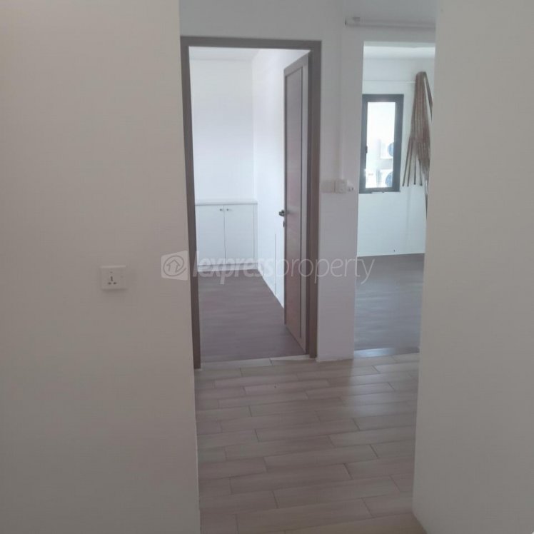 Office - For Rent in Black River - 45,500 rupees | Lexpress Property